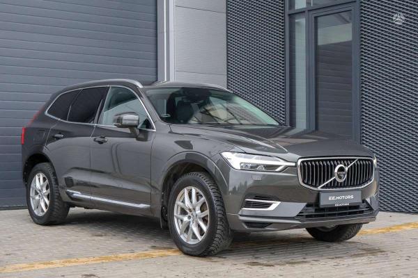 Grey Volvo XC60 2018 in Kaunas, with an engine capacity of 1.97 L and mileage of 223 thousand km for 24499 €, photo 3 on AUTOMOTO.COM.LV