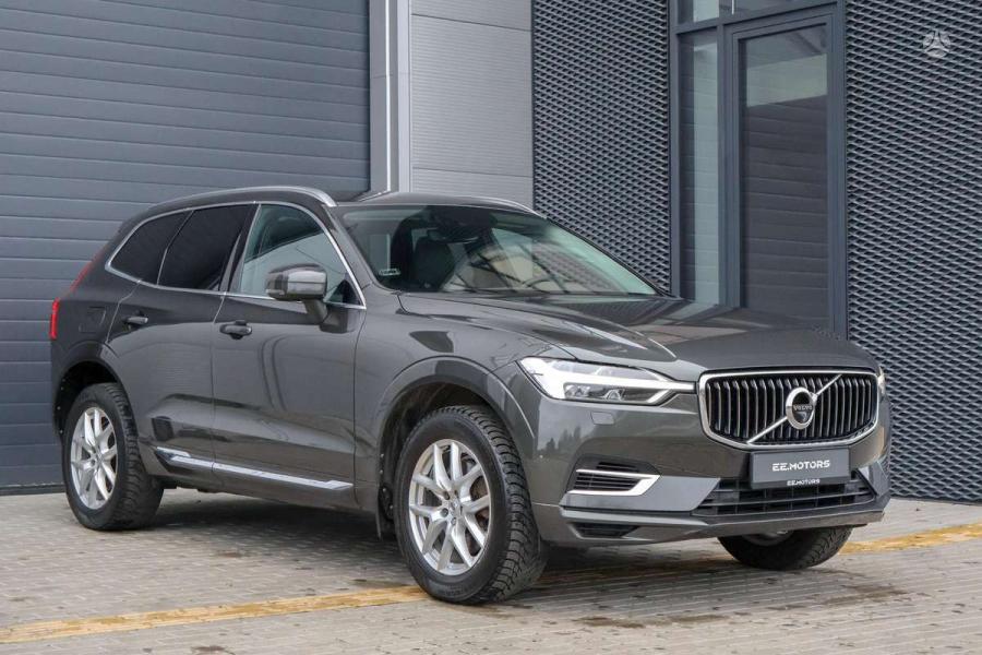 Grey Volvo XC60 2018 in Kaunas, with an engine capacity of 1.97 L and mileage of 223 thousand km for 24499 €, photo 3 on AUTOMOTO.COM.LV