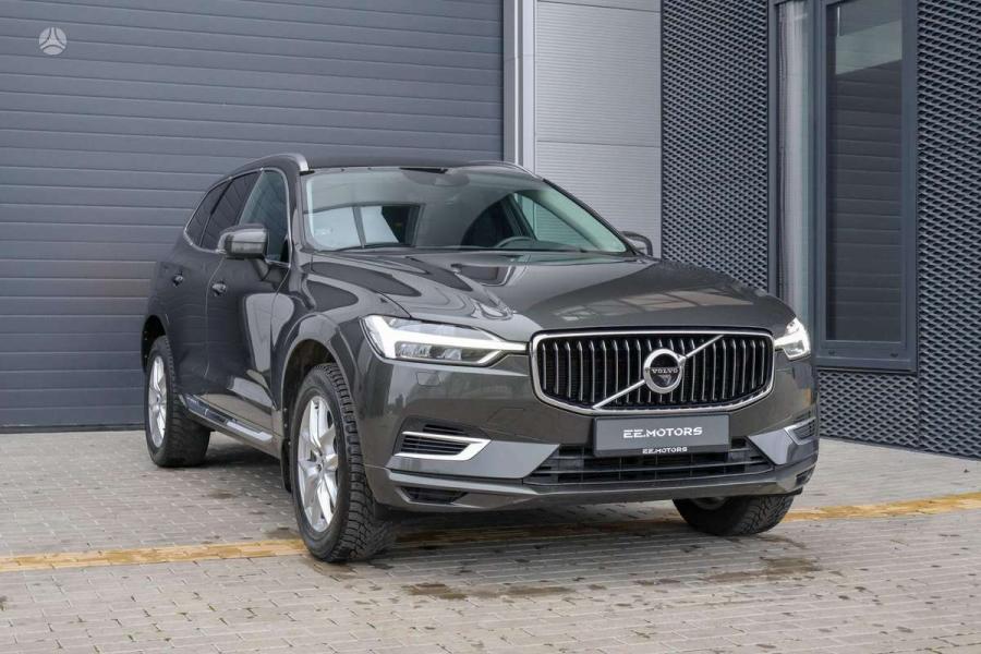 Grey Volvo XC60 2018 in Kaunas, with an engine capacity of 1.97 L and mileage of 223 thousand km for 24499 €, photo 4 on AUTOMOTO.COM.LV