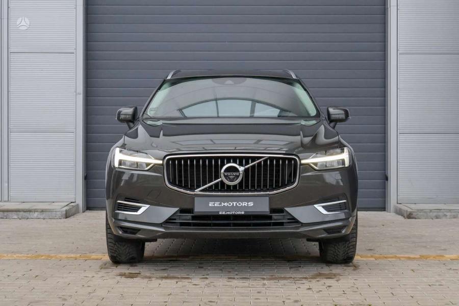 Grey Volvo XC60 2018 in Kaunas, with an engine capacity of 1.97 L and mileage of 223 thousand km for 24499 €, photo 5 on AUTOMOTO.COM.LV