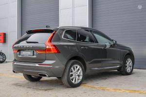 Grey Volvo XC60 2018 in Kaunas, with an engine capacity of 1.97 L and mileage of 223 thousand km for 24499 €, photo 8 on AUTOMOTO.COM.LV