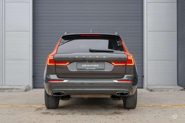 Grey Volvo XC60 2018 in Kaunas, with an engine capacity of 1.97 L and mileage of 223 thousand km for 24499 €, photo 10 on AUTOMOTO.COM.LV