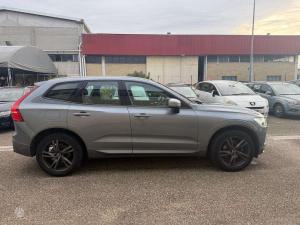 Grey Volvo XC60 2018 in Siauliai, with an engine capacity of 1.97 L and mileage of 300 thousand km for 14900 €, photo 4 on AUTOMOTO.COM.LV