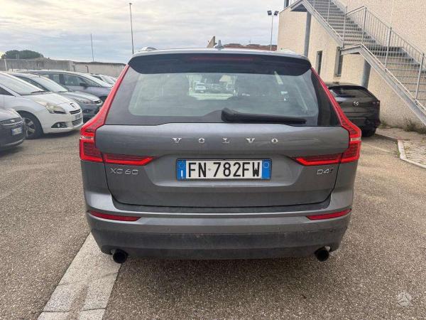 Pelēks Volvo XC60 2018 Šauļi, ar dzinēja tilpumu 1.97 L un nobraukumu 300 tūkst. km par 14900 €, foto 5 vietnē AUTOMOTO.COM.LV
