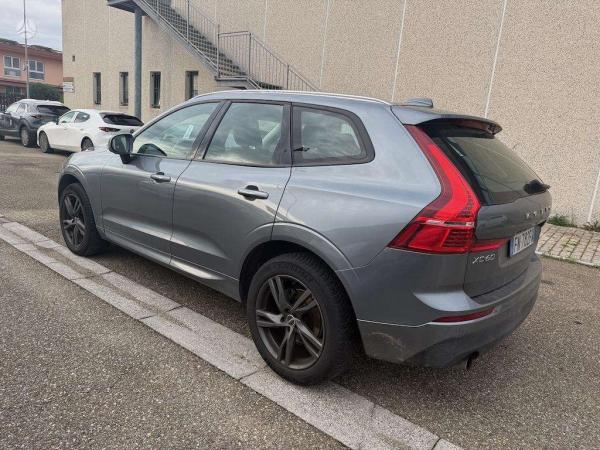 Pelēks Volvo XC60 2018 Šauļi, ar dzinēja tilpumu 1.97 L un nobraukumu 300 tūkst. km par 14900 €, foto 6 vietnē AUTOMOTO.COM.LV