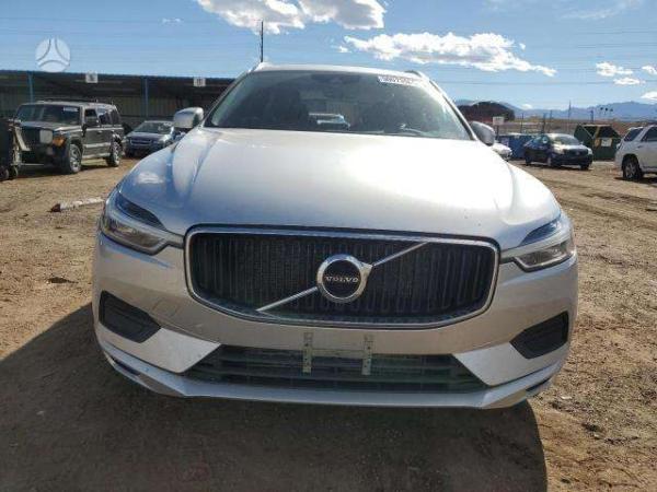 Pelēks Volvo XC60 2018 Viļņa, ar dzinēja tilpumu 1.97 L un nobraukumu 95 tūkst. km par 13850 €, foto 5 vietnē AUTOMOTO.COM.LV