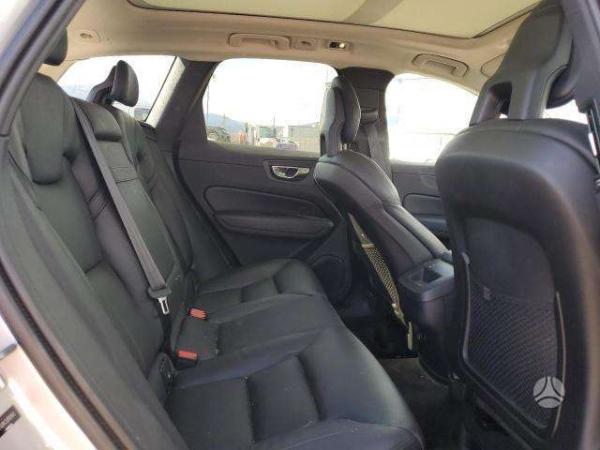 Pelēks Volvo XC60 2018 Viļņa, ar dzinēja tilpumu 1.97 L un nobraukumu 95 tūkst. km par 13850 €, foto 11 vietnē AUTOMOTO.COM.LV