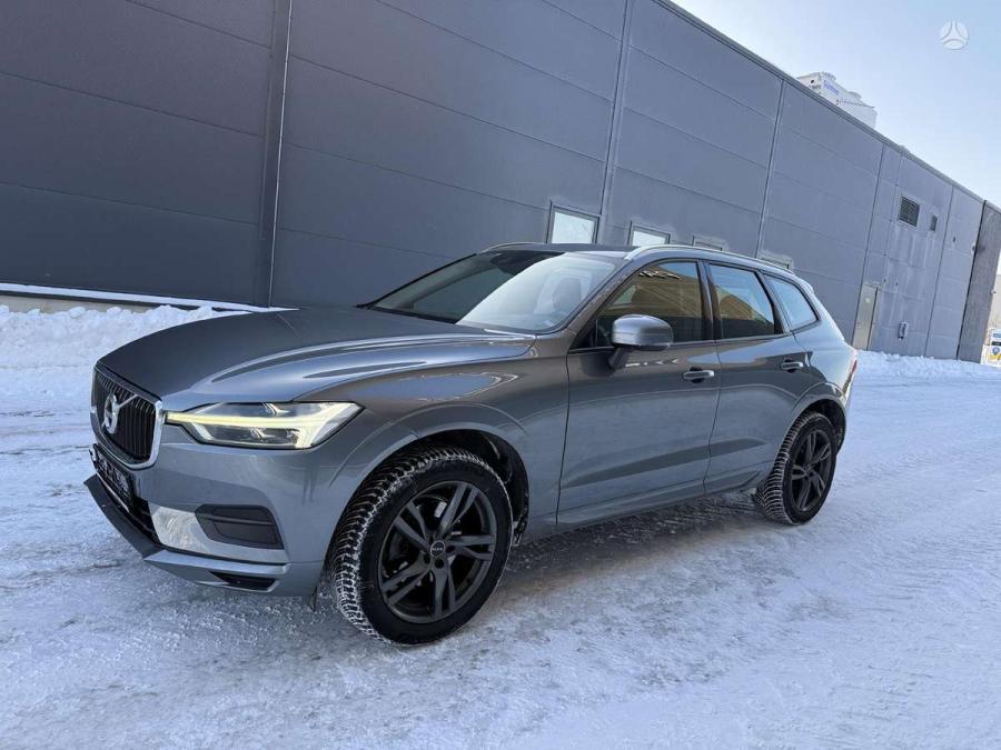 Grey Volvo XC60 2018 in Siauliai, with an engine capacity of 1.97 L and mileage of 300 thousand km for 14900 €, photo 3 on AUTOMOTO.COM.LV