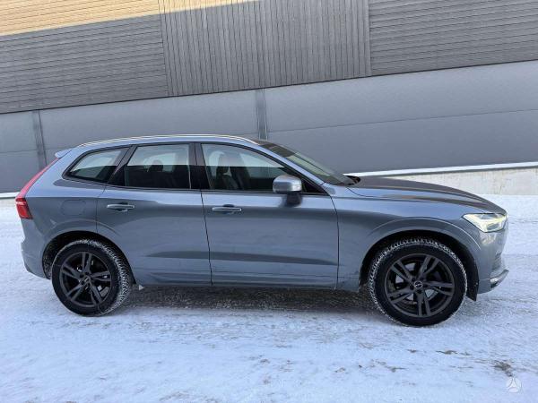 Grey Volvo XC60 2018 in Siauliai, with an engine capacity of 1.97 L and mileage of 300 thousand km for 14900 €, photo 4 on AUTOMOTO.COM.LV