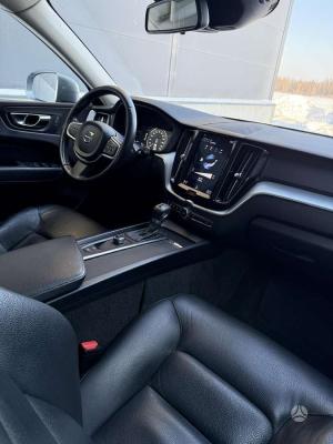Grey Volvo XC60 2018 in Siauliai, with an engine capacity of 1.97 L and mileage of 300 thousand km for 14900 €, photo 18 on AUTOMOTO.COM.LV