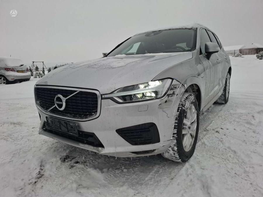 Pelēks Volvo XC60 2018 Kauņa, ar dzinēja tilpumu 1.97 L un nobraukumu 178 tūkst. km par 15500 €, foto 1 vietnē AUTOMOTO.COM.LV