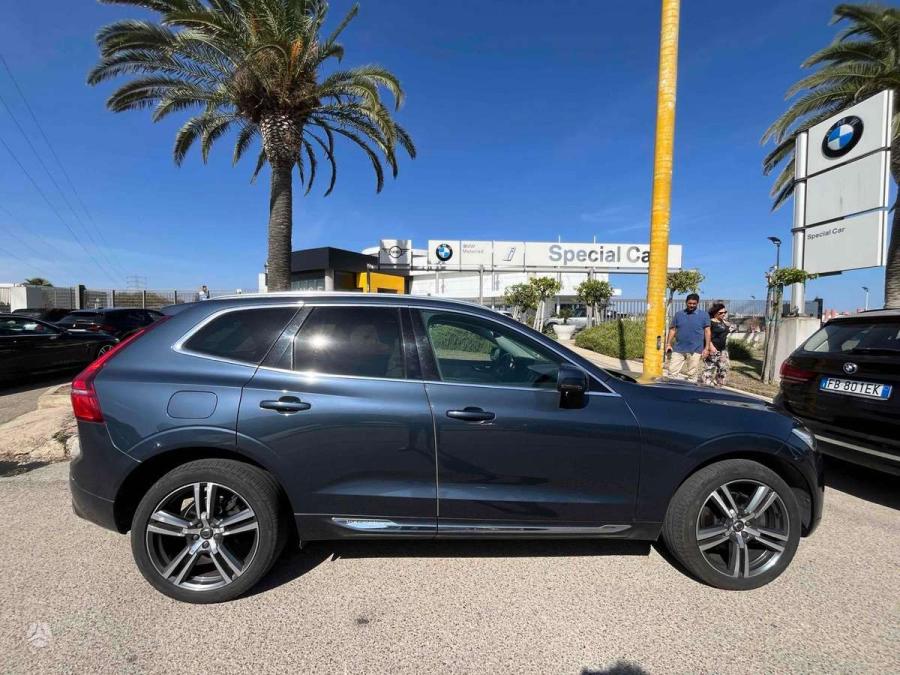 Grey Volvo XC60 2018 in Siauliai, with an engine capacity of 1.97 L and mileage of 183 thousand km for 19300 €, photo 1 on AUTOMOTO.COM.LV