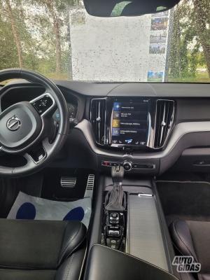 Grey Volvo XC60 2018 in Raseiniai, with an engine capacity of 2.00 L and mileage of 298 thousand km for 15200 €, photo 14 on AUTOMOTO.COM.LV