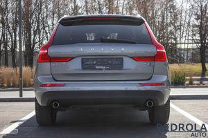 Grey Volvo XC60 2018 in Kaunas, with an engine capacity of 2.00 L and mileage of 222 thousand km for 18600 €, photo 5 on AUTOMOTO.COM.LV