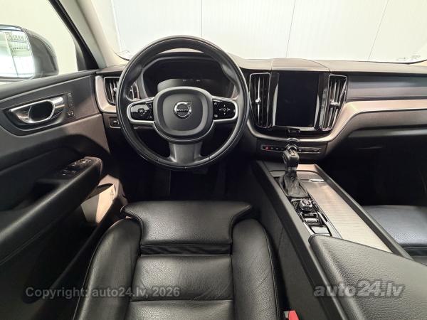 Grey Volvo XC60 2018 in Tartu, with an engine capacity of 2.00 L and mileage of 225 thousand km for 22990 €, photo 8 on AUTOMOTO.COM.LV