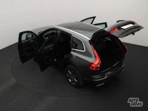 Grey Volvo XC60 2018 in Vilnius, with an engine capacity of 2.00 L and mileage of 210 thousand km for 23999 €, photo 14 on AUTOMOTO.COM.LV