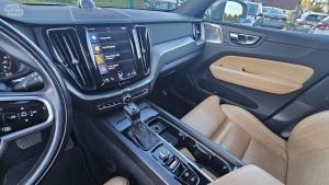 Grey Volvo XC60 2018 in Prienai, with an engine capacity of 2.00 L and mileage of 240 thousand km for 21600 €, photo 19 on AUTOMOTO.COM.LV