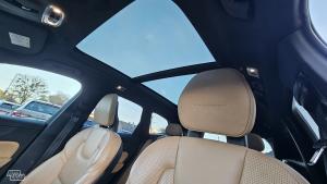 Grey Volvo XC60 2018 in Prienai, with an engine capacity of 2.00 L and mileage of 240 thousand km for 21600 €, photo 25 on AUTOMOTO.COM.LV