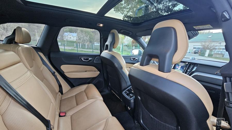Grey Volvo XC60 2018 in Prienai, with an engine capacity of 2.00 L and mileage of 240 thousand km for 21600 €, photo 27 on AUTOMOTO.COM.LV