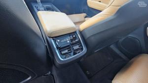 Grey Volvo XC60 2018 in Prienai, with an engine capacity of 2.00 L and mileage of 240 thousand km for 21600 €, photo 28 on AUTOMOTO.COM.LV