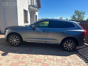Grey Volvo XC60 2018 in Bauska, with an engine capacity of 2.00 L and mileage of 245 thousand km for 21200 €, photo 5 on AUTOMOTO.COM.LV