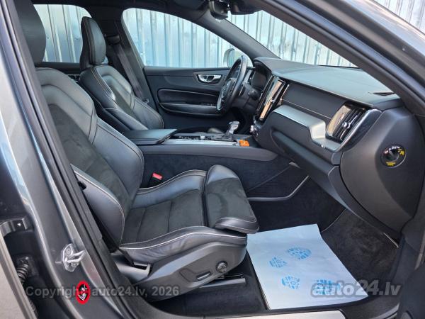 Pelēks Volvo XC60 2018 Tallina, ar dzinēja tilpumu 2.00 L un nobraukumu 173 tūkst. km par 22750 €, foto 10 vietnē AUTOMOTO.COM.LV