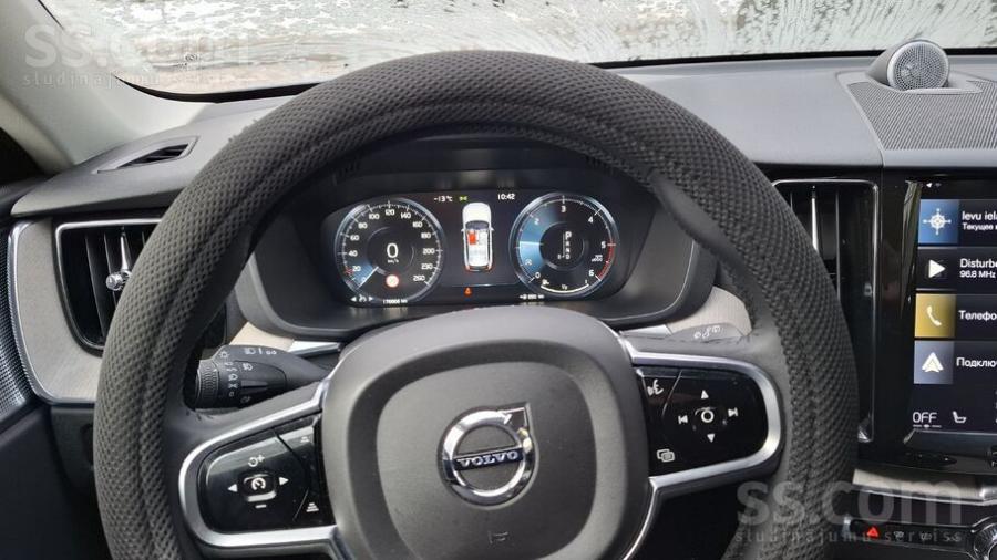 Pelēks Volvo XC60 2018 Rīga, ar dzinēja tilpumu 2.00 L un nobraukumu 180 tūkst. km par 23900 €, foto 1 vietnē AUTOMOTO.COM.LV