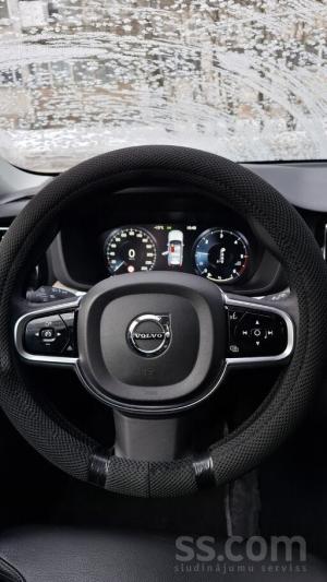 Pelēks Volvo XC60 2018 Rīga, ar dzinēja tilpumu 2.00 L un nobraukumu 180 tūkst. km par 23900 €, foto 5 vietnē AUTOMOTO.COM.LV