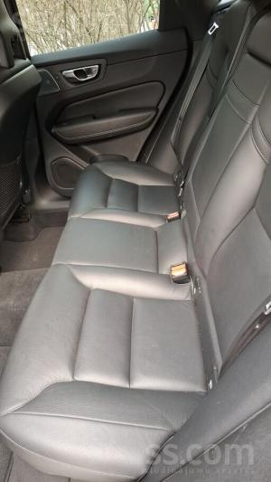 Pelēks Volvo XC60 2018 Rīga, ar dzinēja tilpumu 2.00 L un nobraukumu 180 tūkst. km par 23900 €, foto 8 vietnē AUTOMOTO.COM.LV