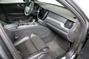 Pelēks Volvo XC60 2018 Pērnava, ar dzinēja tilpumu 2.00 L un nobraukumu 121 tūkst. km par 28990 €, foto 10 vietnē AUTOMOTO.COM.LV