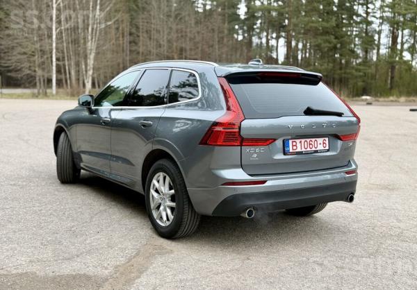 Grey Volvo XC60 2018 in Jurmala, with an engine capacity of 2.00 L and mileage of 247 thousand km for 17500 €, photo 2 on AUTOMOTO.COM.LV