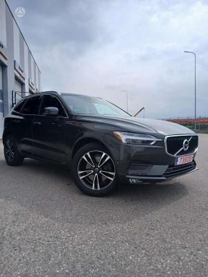 Grey Volvo XC60 2018 in Kaunas, with an engine capacity of 2.00 L and mileage of 131 thousand km for 21700 €, photo 4 on AUTOMOTO.COM.LV