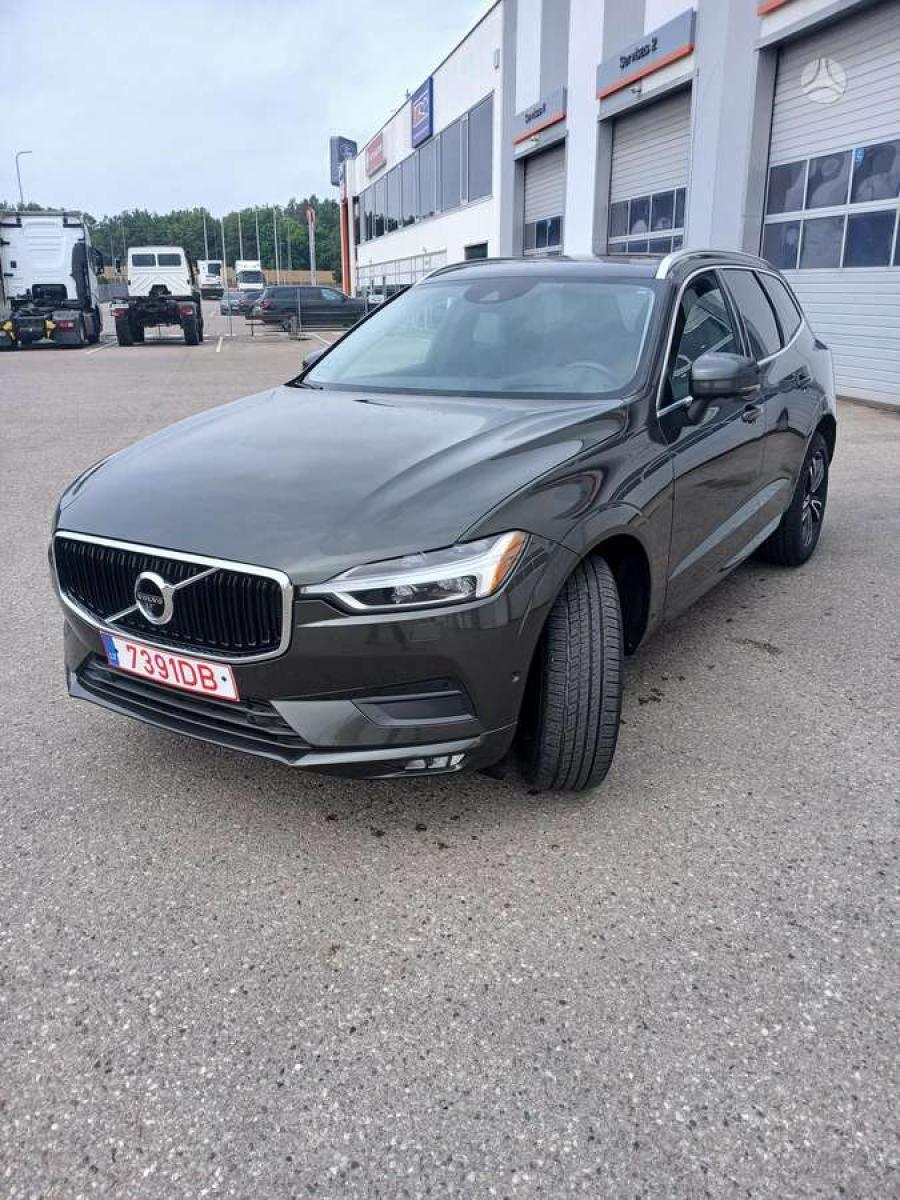 Grey Volvo XC60 2018 in Kaunas, with an engine capacity of 2.00 L and mileage of 131 thousand km for 21700 €, photo 7 on AUTOMOTO.COM.LV