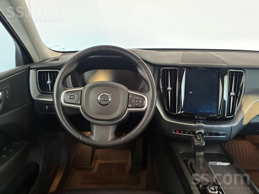 Pelēks Volvo XC60 2018 Rīga, ar dzinēja tilpumu 2.00 L un nobraukumu 196 tūkst. km par 19990 €, foto 10 vietnē AUTOMOTO.COM.LV