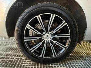 Pelēks Volvo XC60 2018 Rīga, ar dzinēja tilpumu 2.00 L un nobraukumu 196 tūkst. km par 19990 €, foto 20 vietnē AUTOMOTO.COM.LV