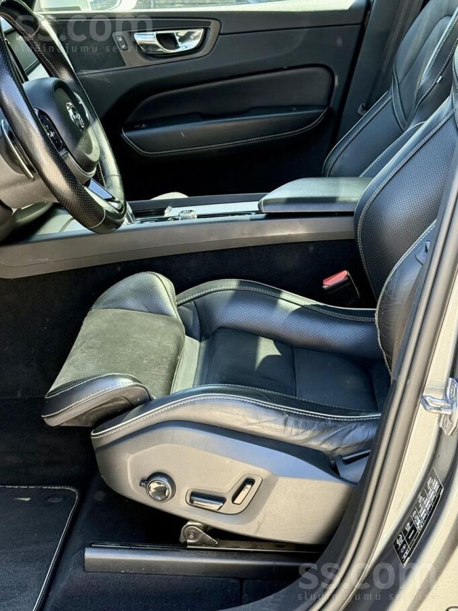 Grey Volvo XC60 2018 in Riga, with an engine capacity of 2.00 L and mileage of 0 thousand km for 25800 €, photo 6 on AUTOMOTO.COM.LV