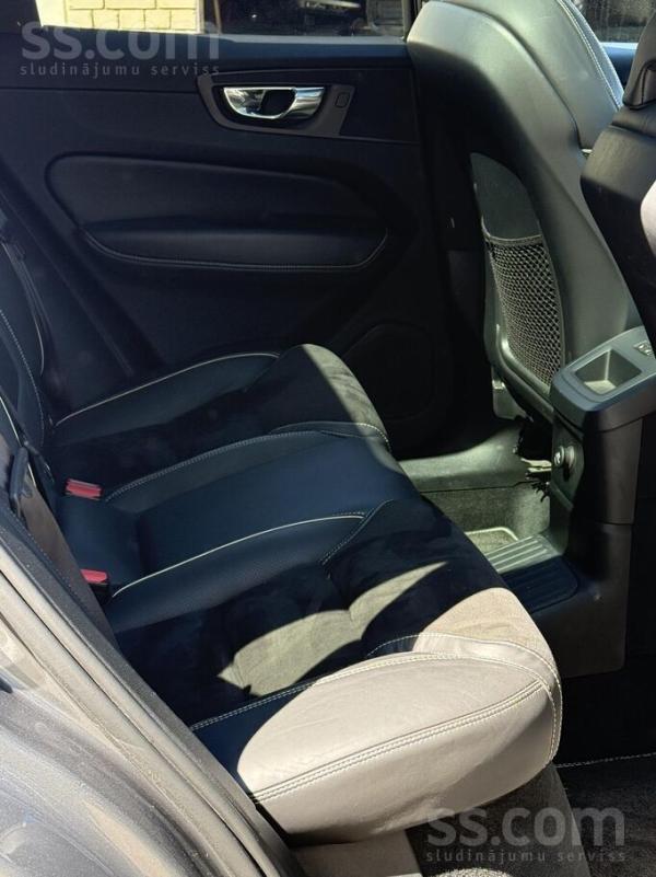 Pelēks Volvo XC60 2018 Rīga, ar dzinēja tilpumu 2.00 L un nobraukumu 0 tūkst. km par 25800 €, foto 7 vietnē AUTOMOTO.COM.LV