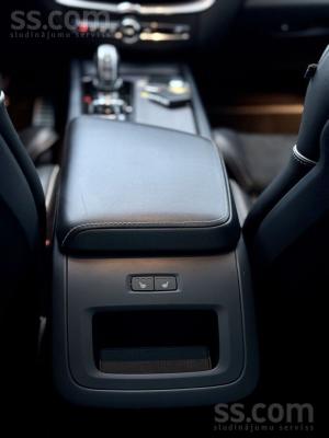 Grey Volvo XC60 2018 in Riga, with an engine capacity of 2.00 L and mileage of 0 thousand km for 25800 €, photo 10 on AUTOMOTO.COM.LV