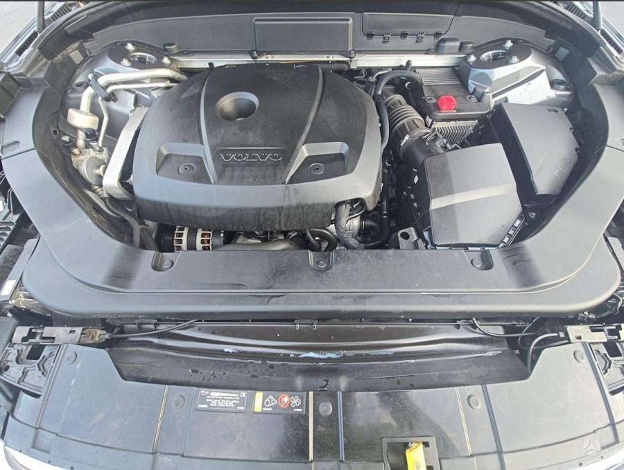 Pelēks Volvo XC60 2018 Šauļi, ar dzinēja tilpumu 1.97 L un nobraukumu 185 tūkst. km par 15000 €, foto 8 vietnē AUTOMOTO.COM.LV