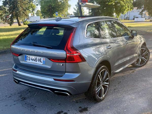 Grey Volvo XC60 2018 in Taurage, with an engine capacity of 1.97 L and mileage of 246 thousand km for 17900 €, photo 8 on AUTOMOTO.COM.LV