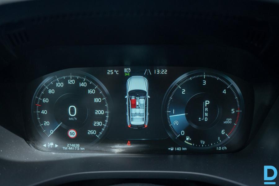 Pelēks Volvo XC60 2018 Liepāja, ar dzinēja tilpumu 2.00 L un nobraukumu 275 tūkst. km par 20500 €, foto 9 vietnē AUTOMOTO.COM.LV