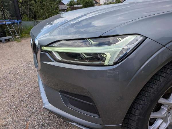 Pelēks Volvo XC60 2018 Utena, ar dzinēja tilpumu 1.98 L un nobraukumu 186 tūkst. km par 14950 €, foto 10 vietnē AUTOMOTO.COM.LV