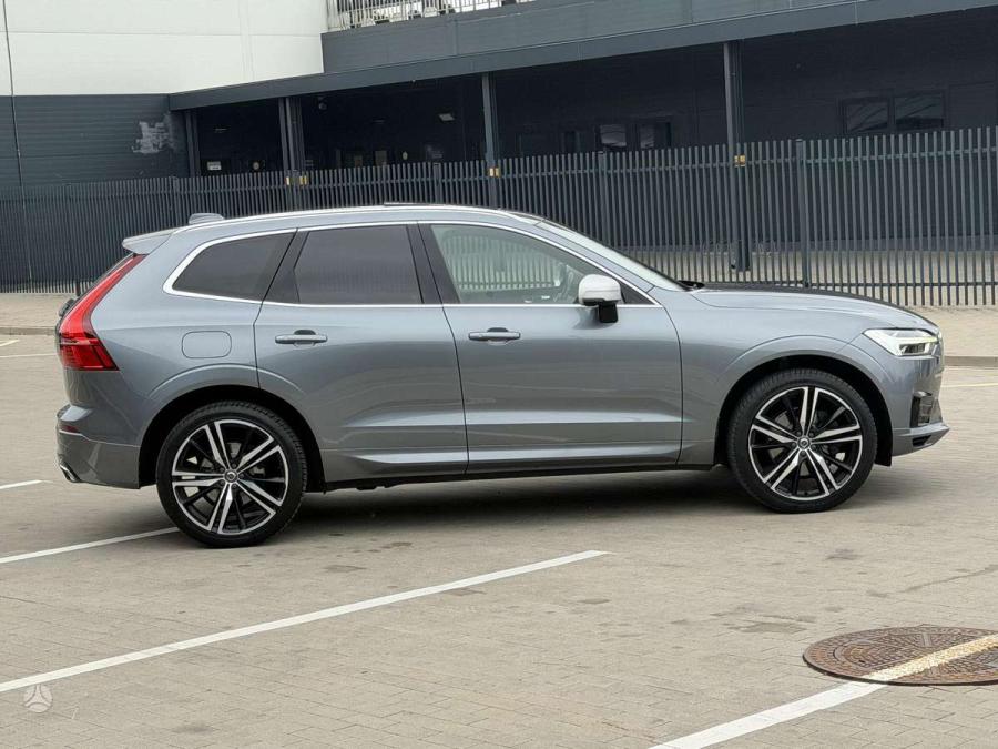 Grey Volvo XC60 2018 in Jonava, with an engine capacity of 1.97 L and mileage of 280 thousand km for 19850 €, photo 12 on AUTOMOTO.COM.LV