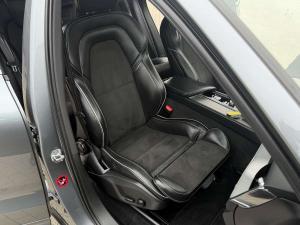 Grey Volvo XC60 2018 in Jonava, with an engine capacity of 1.97 L and mileage of 280 thousand km for 19850 €, photo 22 on AUTOMOTO.COM.LV