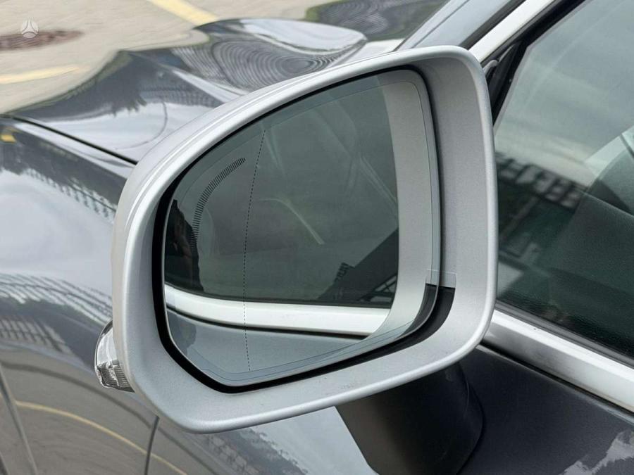 Grey Volvo XC60 2018 in Jonava, with an engine capacity of 1.97 L and mileage of 280 thousand km for 19850 €, photo 37 on AUTOMOTO.COM.LV