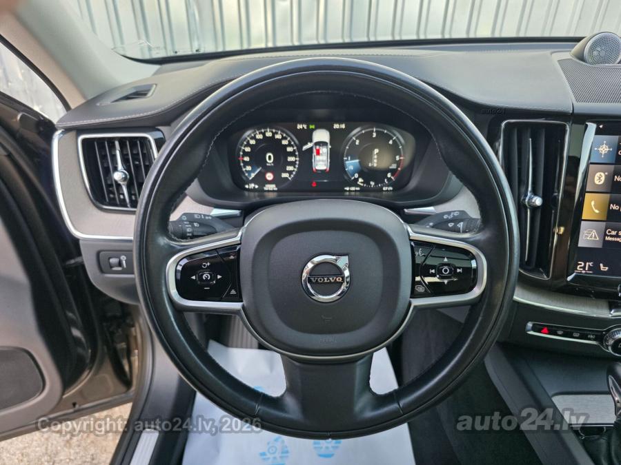 Grey Volvo XC60 2018 in Tallinn, with an engine capacity of 2.00 L and mileage of 106 thousand km for 26900 €, photo 16 on AUTOMOTO.COM.LV