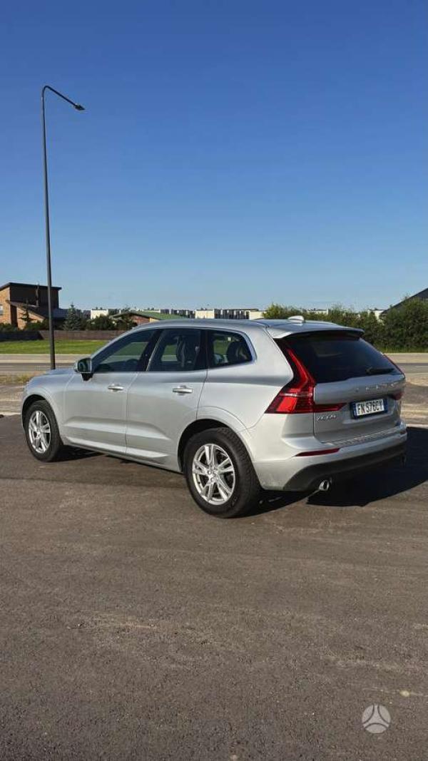 Pelēks Volvo XC60 2018 Kauņa, ar dzinēja tilpumu 2.00 L un nobraukumu 279 tūkst. km par 16200 €, foto 2 vietnē AUTOMOTO.COM.LV