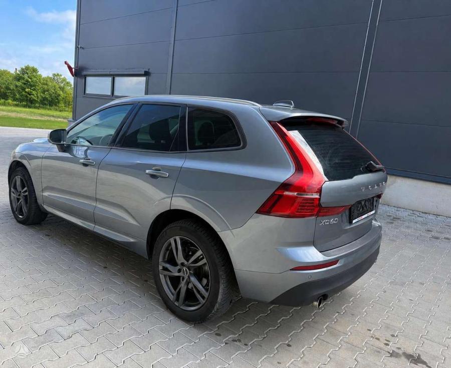 Pelēks Volvo XC60 2018 Šauļi, ar dzinēja tilpumu 1.97 L un nobraukumu 300 tūkst. km par 14900 €, foto 8 vietnē AUTOMOTO.COM.LV