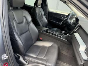 Pelēks Volvo XC60 2018 Šauļi, ar dzinēja tilpumu 1.97 L un nobraukumu 300 tūkst. km par 14900 €, foto 12 vietnē AUTOMOTO.COM.LV