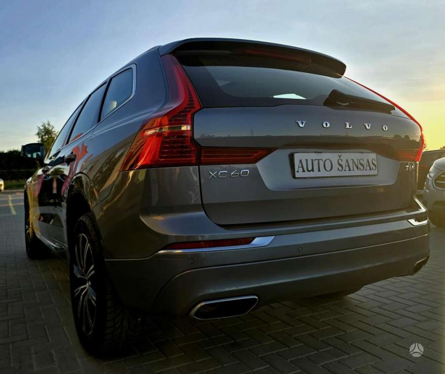 Grey Volvo XC60 2018 in Taurage, with an engine capacity of 1.97 L and mileage of 183 thousand km for 20700 €, photo 14 on AUTOMOTO.COM.LV